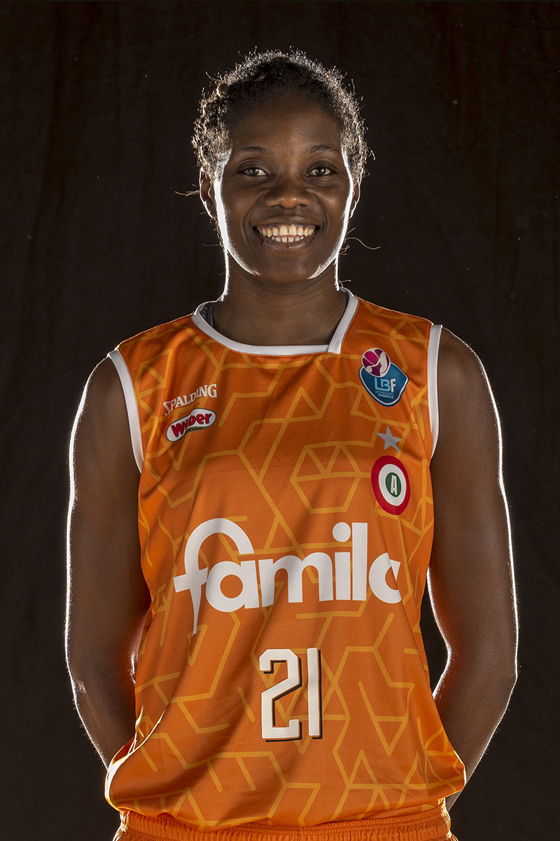 Monique_Ngo_Ndjock | familabasket.it